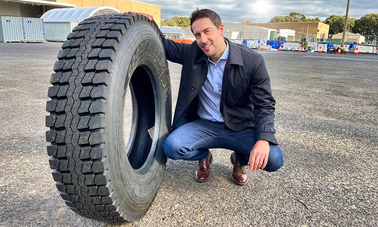 Recycling face masks into roads to tackle COVID-generated waste - RMIT ...